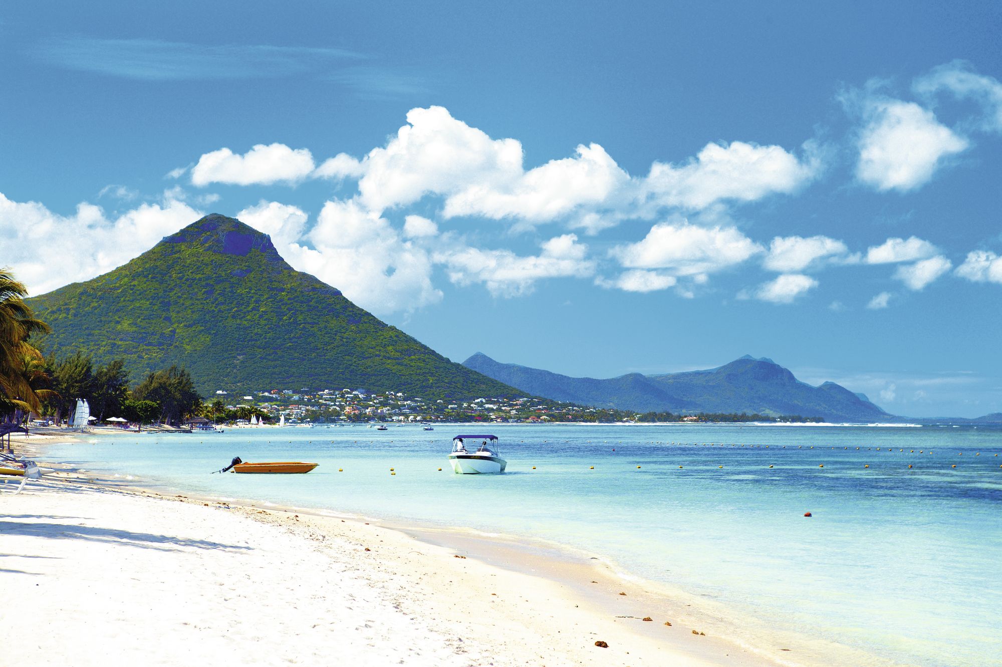 When is the best time to visit Flic En Flac | FirstChoice.co.uk